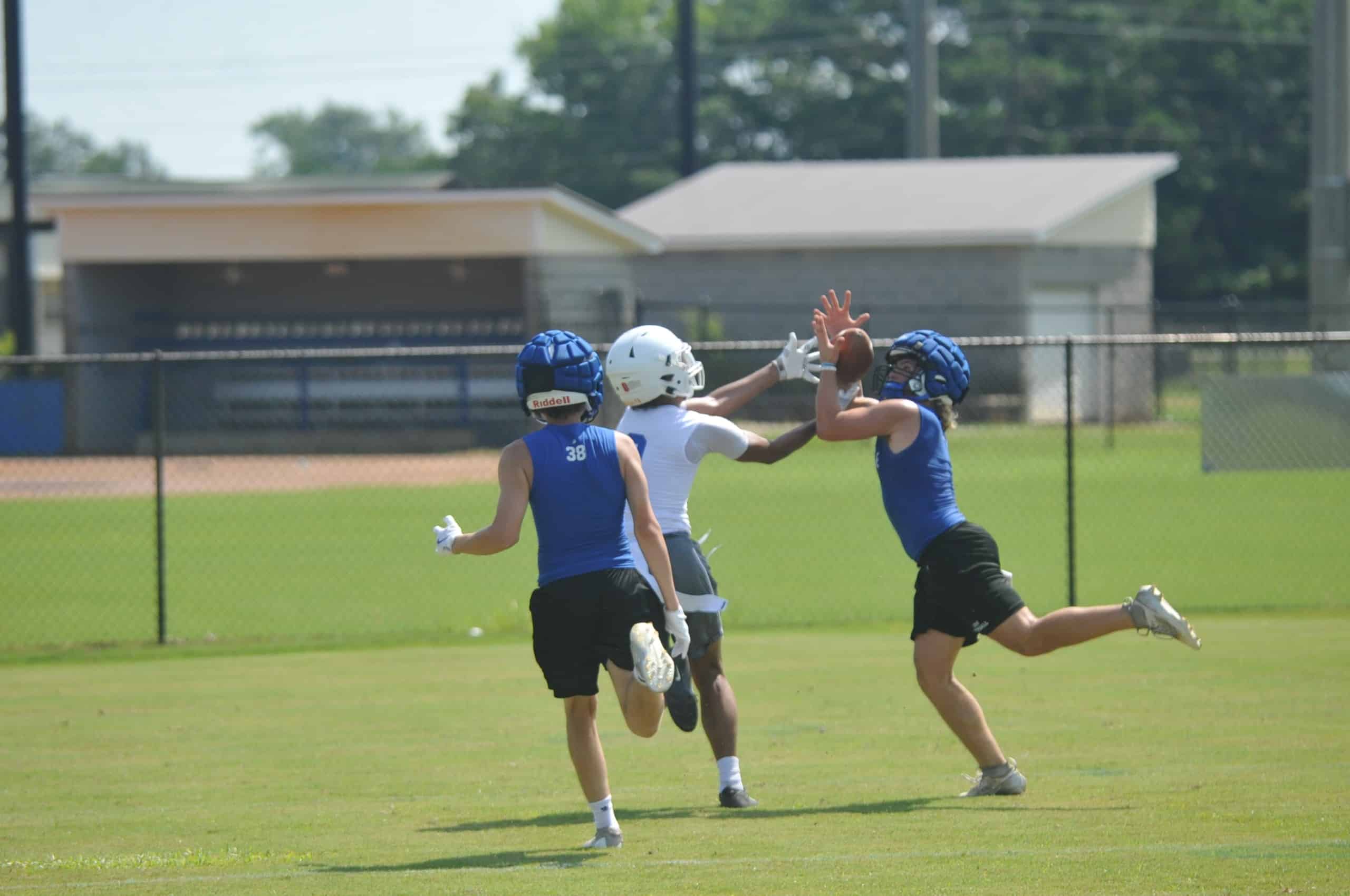 PHOTOS: FCA Jimmy Fields 7-on-7 passing camp – Courier Herald Today
